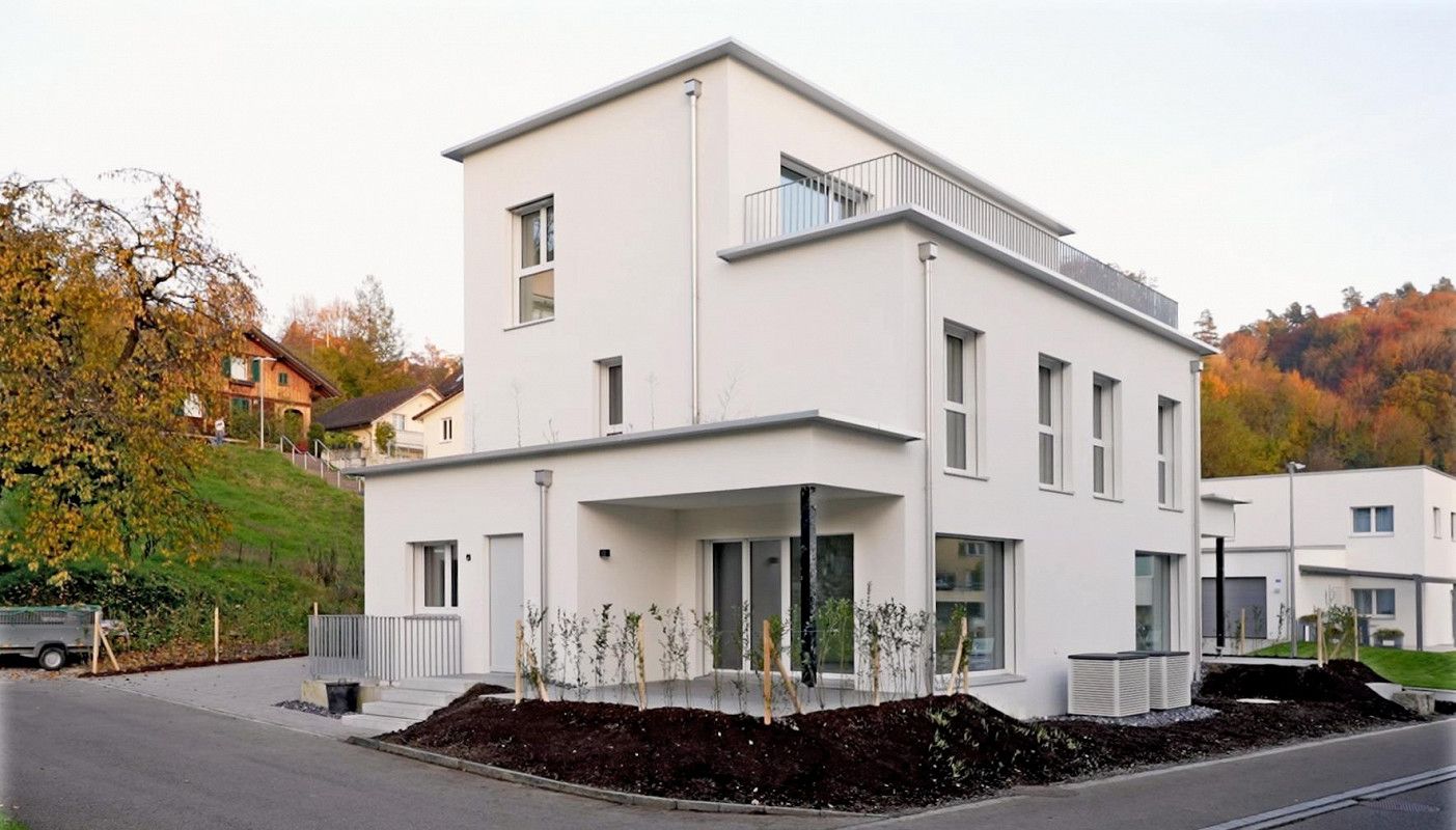 4 Houses For Sale in Kradolf-Schönenberg - March 2025